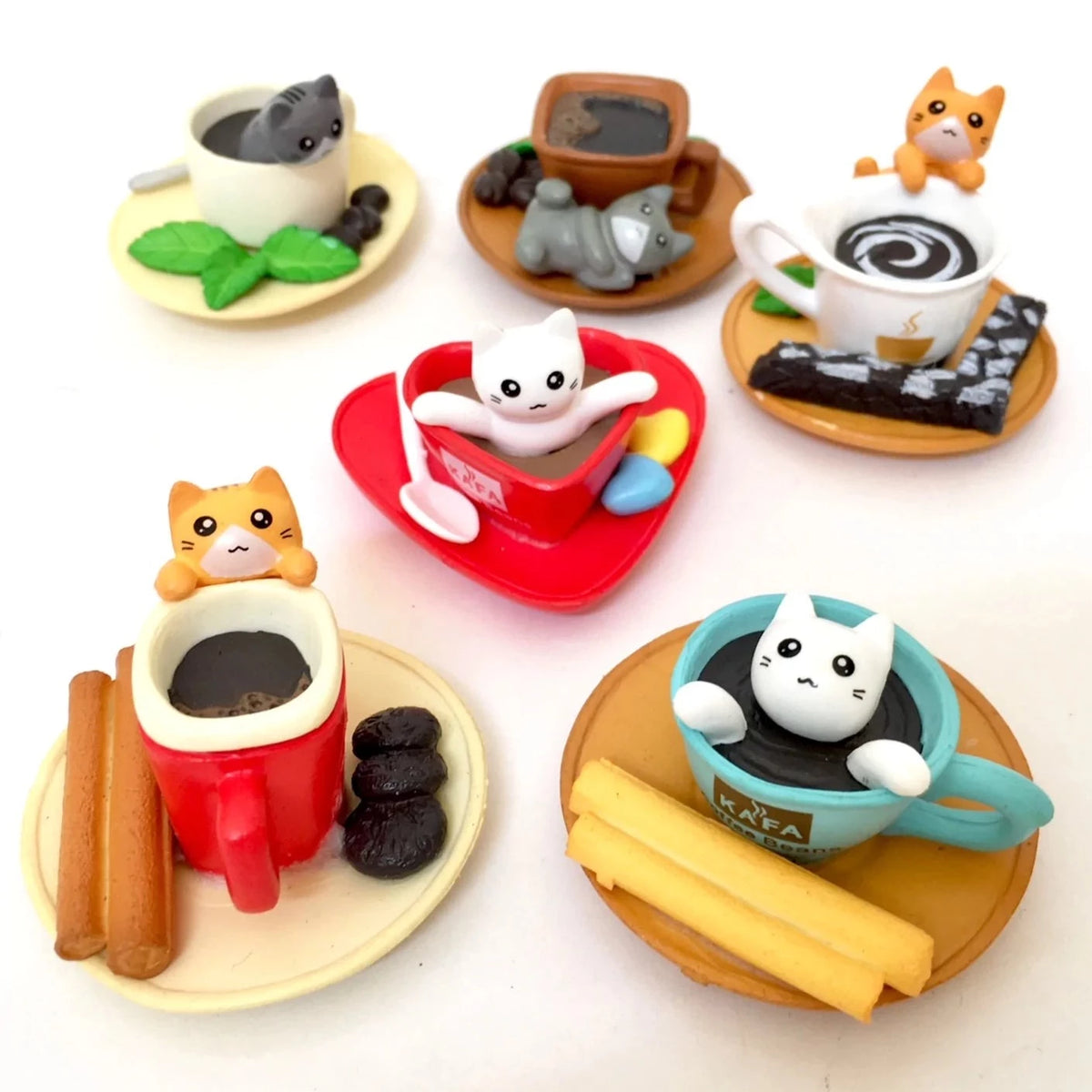 Cat Cafe Mini Figure– Freshie & Zero
