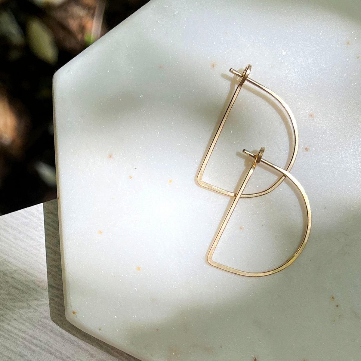 minimal half moon hoops - small | Freshie & Zero